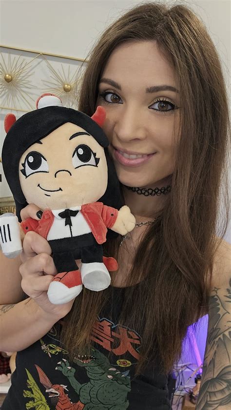 I Would Sacrifice Giving Up Doing Porn With Female Pornstars Just To Do A Porn Scene With