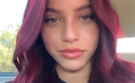 El revelador look de Emilia Mernes que le encantó a Tini Stoessel