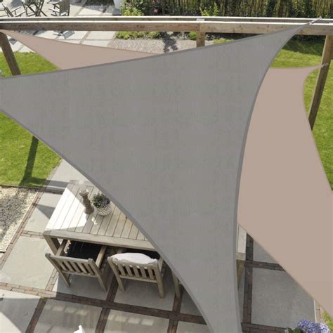 Voile d ombrage triangle 3x3x3 m Nature Découvertes