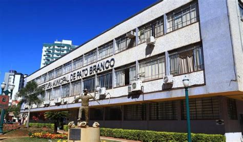 Prefeitura de Pato Branco PR abre 40 vagas em Concurso Público Folha