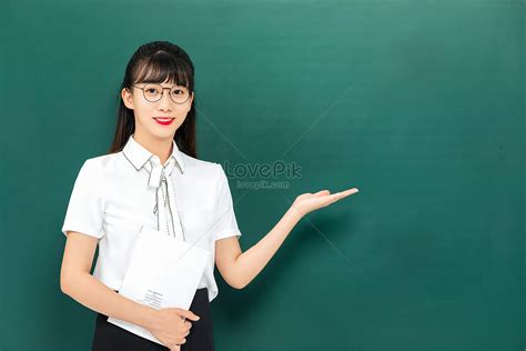 B S U T P H Nh Nh Gi O Vi N Si U Ng H N H Nh Nh Ch T L Ng K