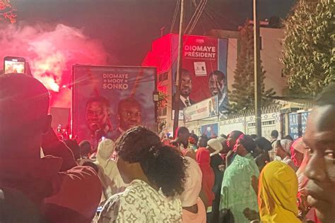 Pr Sidentielle Au S N Gal Victoire Surprise De Lopposant Bassirou