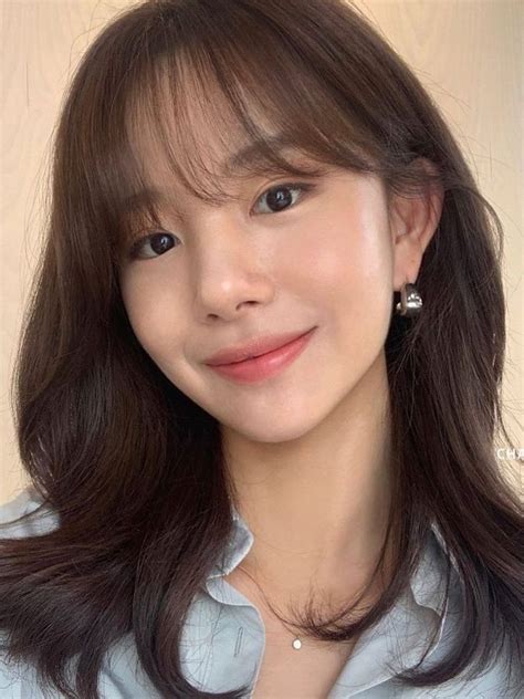 Wispy Bangs With Medium Hair Bangs With Medium Hair Medium Hair Styles