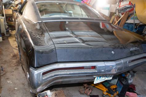 Black 1969 Buick Riviera 1 Barn Finds
