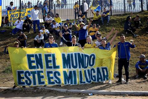 La silenciosa actitud de Riquelme en la premiación y el cartel