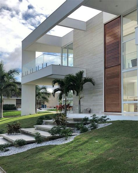 Linda casa de alto padrão Luxo home Facade house House designs