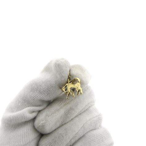 Gouden Hanger Van Een Stier Juweelwinkel Nl