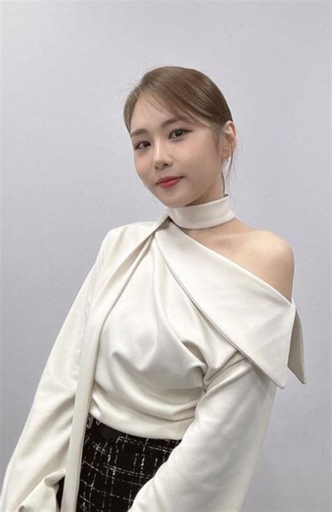 Sudden Passing Of Trot Singer Hae Soo At Age 29 Shocks Fans
