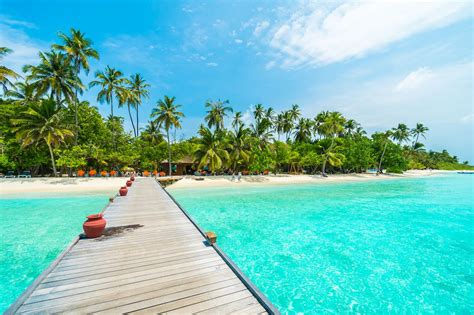 35 Places To Swim In The World S Clearest Water