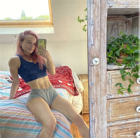 Aline Dessine U121584761 Nude OnlyFans Leaks The Fappening Photo
