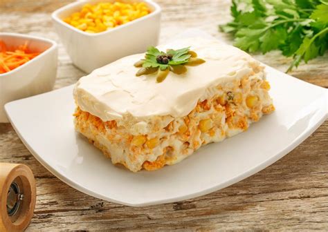 Essa torta salgada de liquidificador super prática e mega recheio