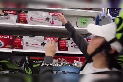 自行车可以在水下骑行吗老外好奇测试这场面也太燃了 老外 测试 场面