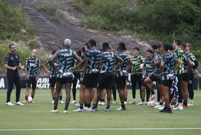 Vídeo como foi primeiro treino de Artur Jorge no Botafogo Botafogo