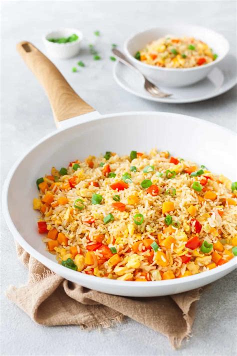 Gebratener Reis Asiatisch Mit Ei Und Gem Se Vegetarisch