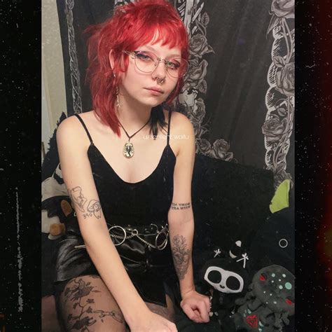 84 Best U Sentient Waifu Images On Pholder Tomboy NSFW Torpedotits