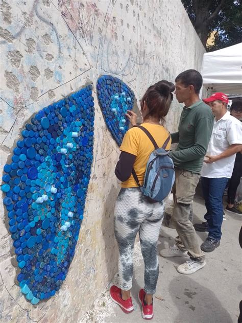 Trujillo tendrá su primer mural ecológico elaborado con tapas plásticas