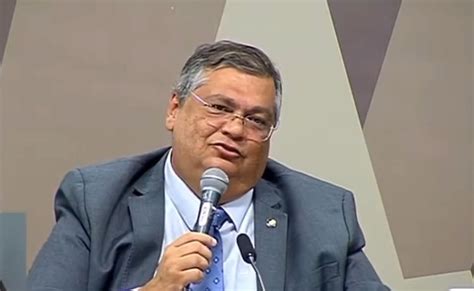 Vídeo Se o senhor é da Swat eu sou dos Vingadores diz Flávio Dino
