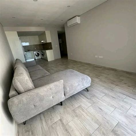 Arrendamento De Apartamento Mobilado T3 Varanda Piscina Gerador E