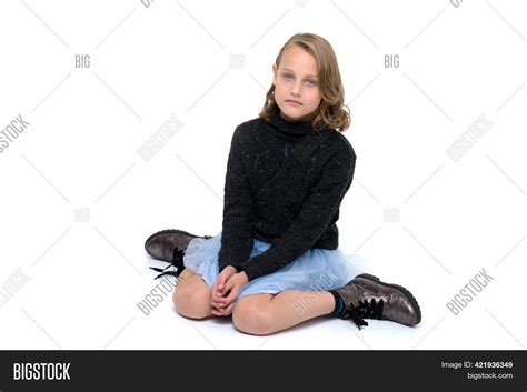 On Her Knees Telegraph