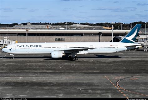 B HNV Cathay Pacific Boeing 777 31H Photo By HenryAndy Touku ID