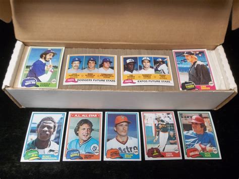 Lot Detail Topps Baseball Near Set