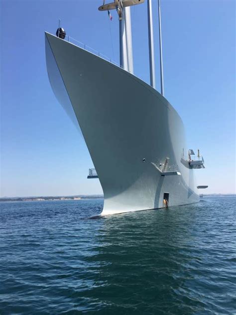 Lo yacht più grande e costoso del mondo arriva a Ladispoli
