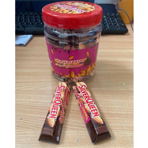 Jual Silverqueen Chunky Bar Toples Isi Pcs X Gr Cokelat Silver