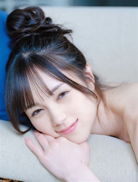 Photobook Remu Suzumori Insomnia Girlsweetie