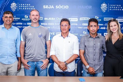 CSA on Twitter Nesta sexta feira o técnico Vinícius Bergantin foi