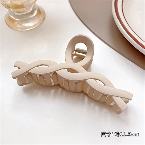 Acheter Barrette en acrylique élégante de couleur unie pince à cheveux