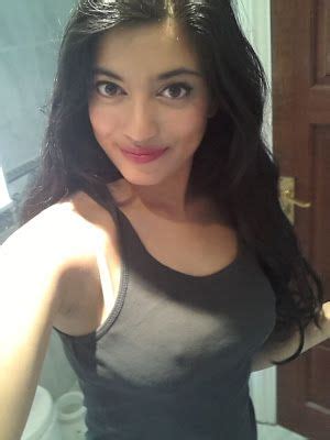 Pin On Hot Aunty