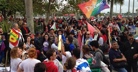 G Sindicatos E Movimentos Sociais Fazem Manifesta O Em Sc