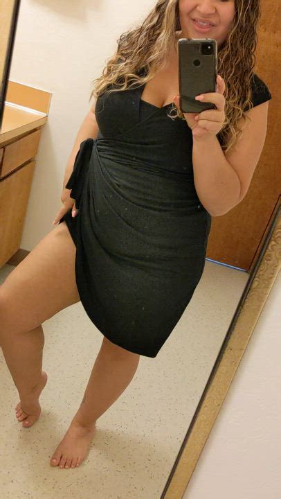 Do You Like What S Under My Dress Scrolller