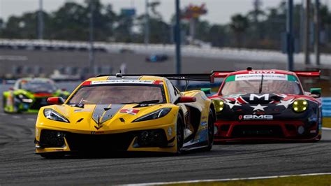 Arrancan las 24 horas de Daytona con frío