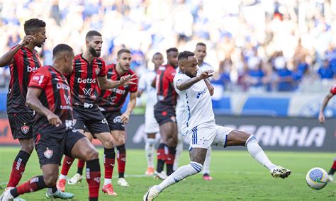 Vit Ria X Cruzeiro Onde Assistir Ao Jogo Do Brasileir O