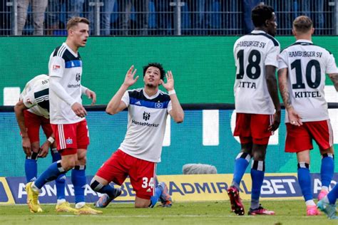 HSV Gewinnt Sieben Tore Spektakel Gegen St Pauli Und Ist Stadtmeister