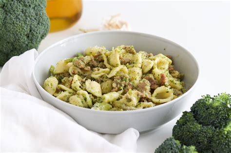 Orecchiette Con Broccoli E Salsiccia La Ricetta Del Primo Piatto Ricco