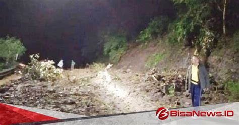 Jalur Wisata Senggigi Dan Malimbu Masih Tertutup Material Longsor