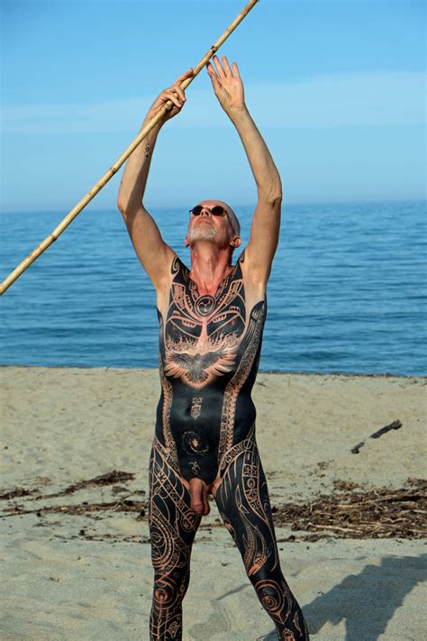 图片素材 nude man 裸体男人 nude men naked men 纹身 wild style 怪物 嬉皮士 健美