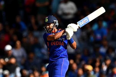 KL Rahul Ruled Out Of Asia Cup Match Against Pakistan ProBatsman