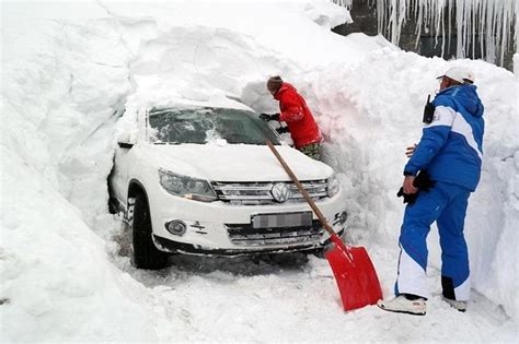 Śnieżyce i wichury do 80 km h i jeszcze to IMGW alarmuje Prognoza