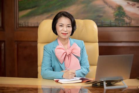 V Ch Ng T Ph Ph M Nh T V Ng T Thu H N Vi N S Nghi P Vinh Quang