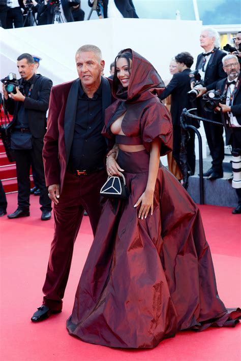 Photo Un Look Original Pour La Compagne De Samy Naceri Samy Naceri Et