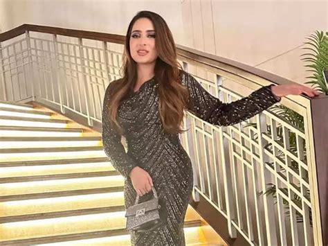Mehzabeen Coatwala All About Munawar Faruqui S Second Wife Mehzabeen