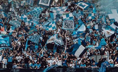Napoli Show La Domanda Che Infiamma Il Dibattito Tra I Tifosi Sui