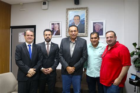 Presidente da Câmara Municipal recebe Procurador Geral de Justiça para