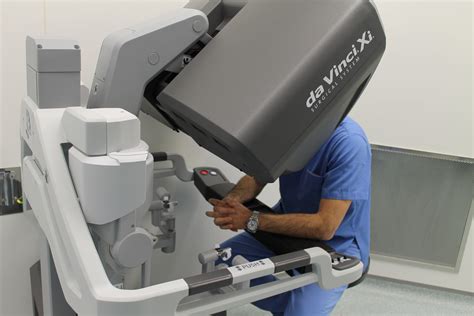 Da Vinci el robot quirúrgico que hace movimientos imposibles para el