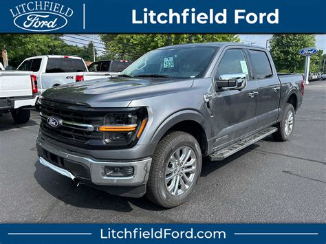New Ford F Xlt Wd Supercrew Box Crew Cab Pickup In