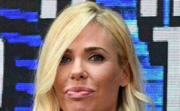 Ilary Blasi i suoi esordi sorprendono la ricordate così