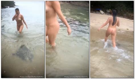 Year Old Naked Showing Her Pussy In Public On The Beach Cnn Amador